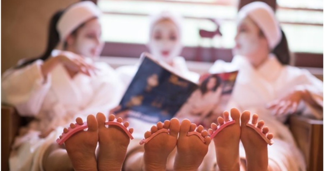 Pampering Party: 5 At-Home Spa Day Essentials For You And Your Girls